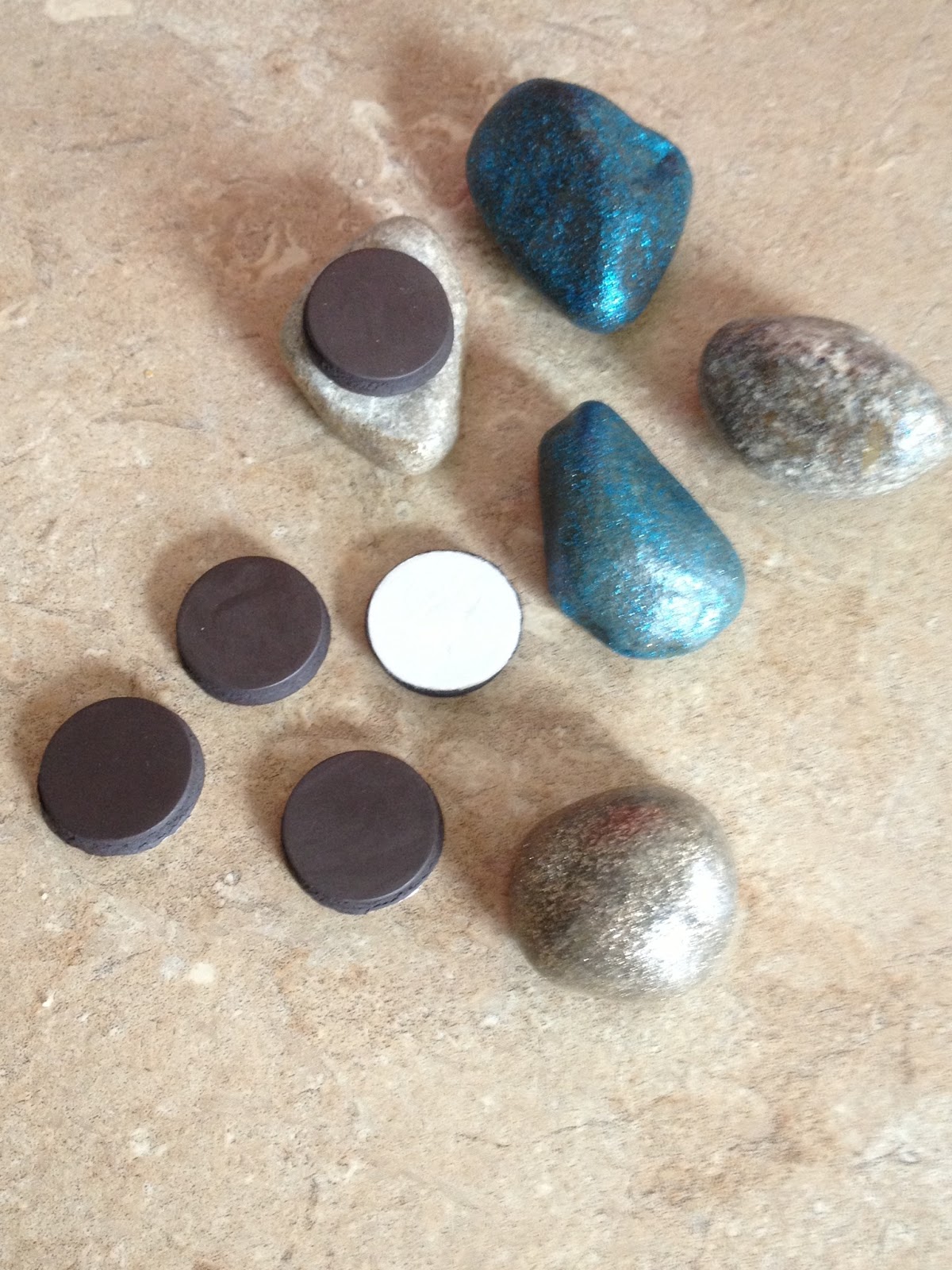 Sweet Stella's: Chic Glitter Rock Magnets